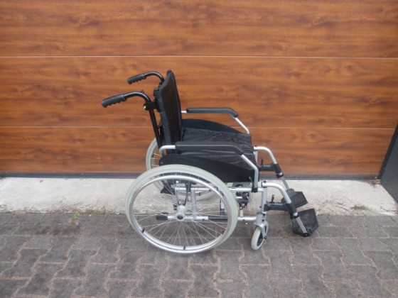 Rolstoel - Ksuverhuur.nl